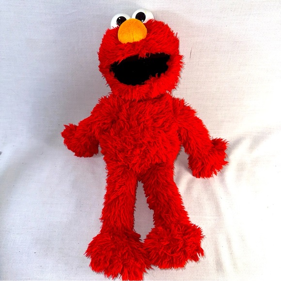 Sesame Street | Toys | Love 2 Learn Elmo Interactive Talking Plush ...
